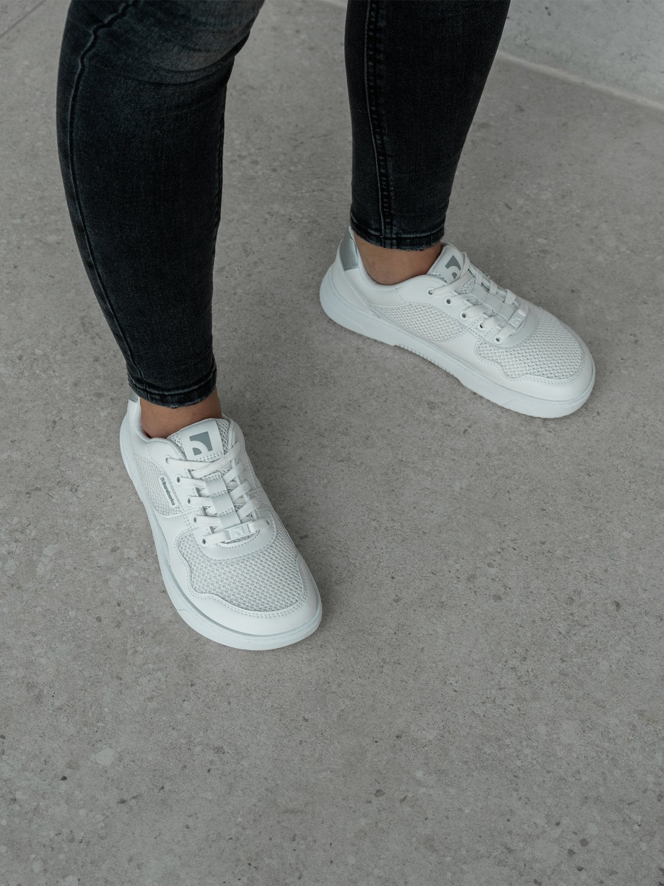 Barebarics Zing Fresh White & Silver – Barefoot Shoes Australia